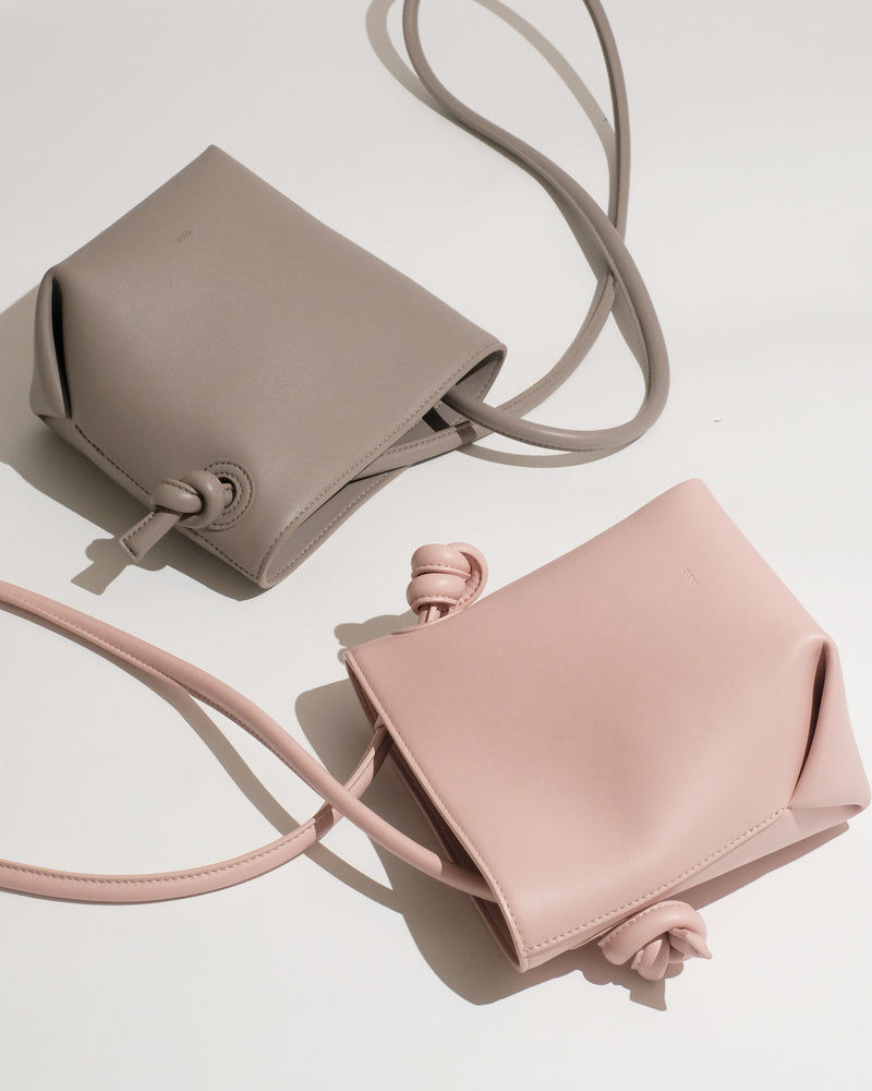 VASICの定番バッグ – VASIC ヴァジック日本公式サイト